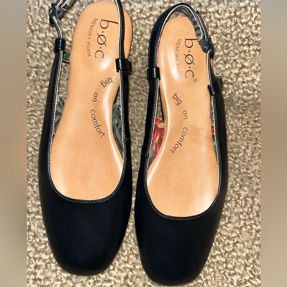 boc | Shoes | Boc Born Concept Perri Flat 75 Nwot | Poshmark